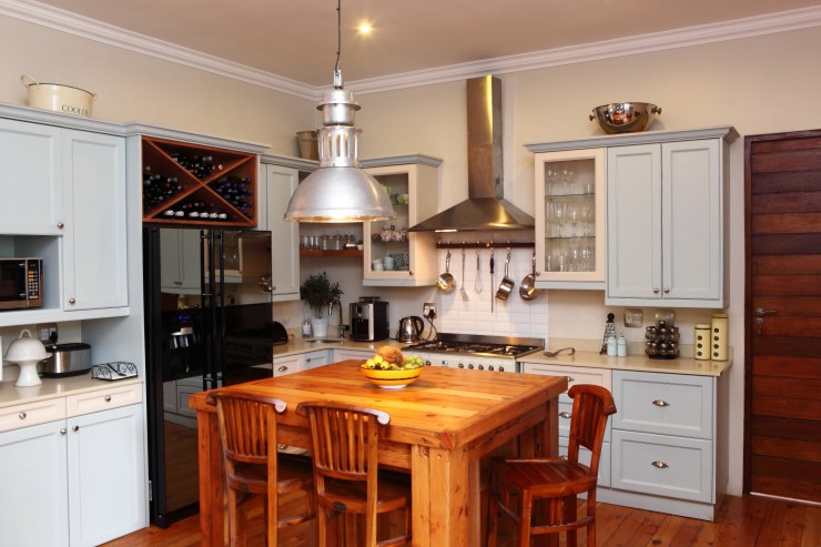 Country-style kitchens