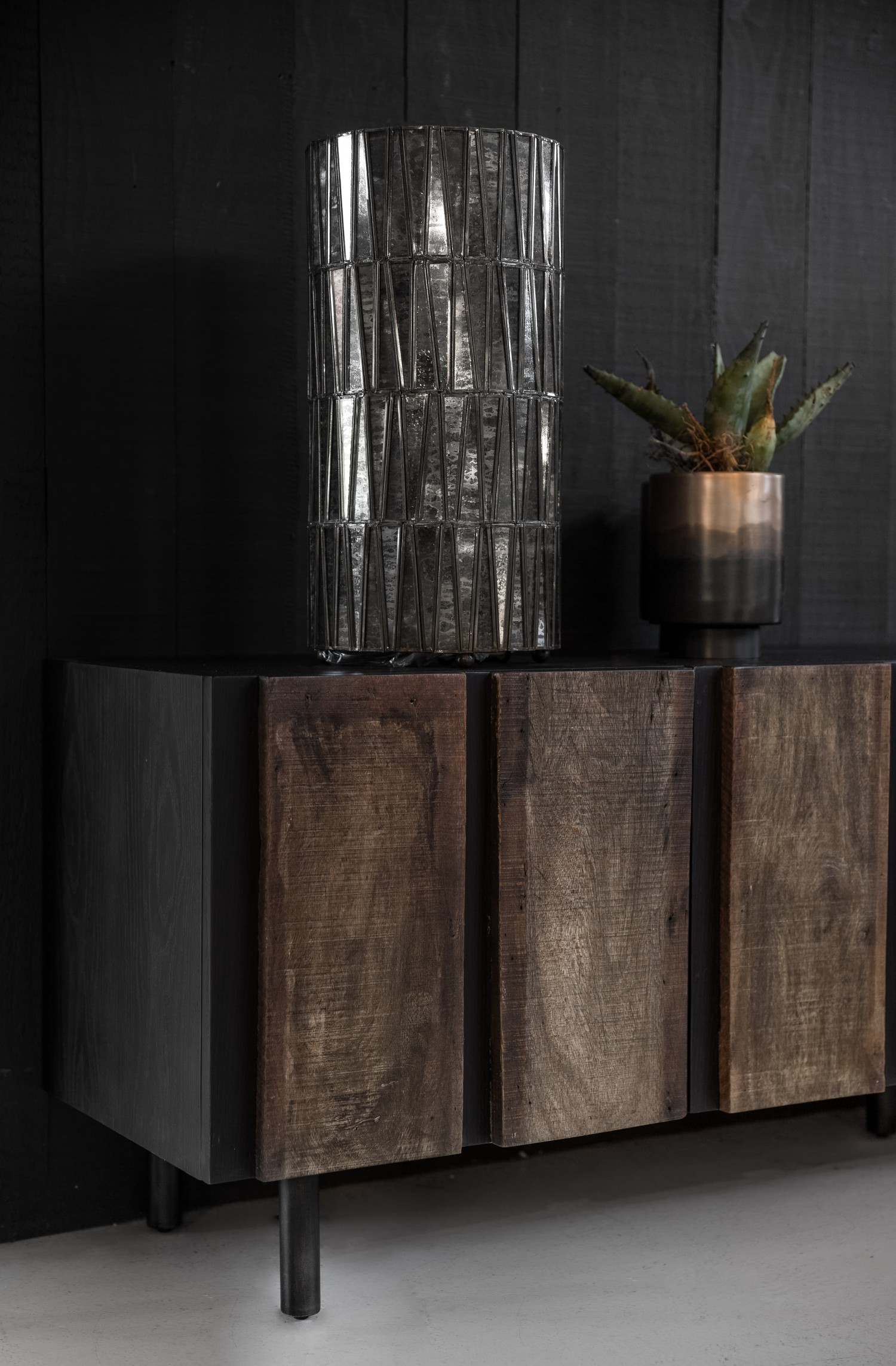 New-look Weylandts Stores