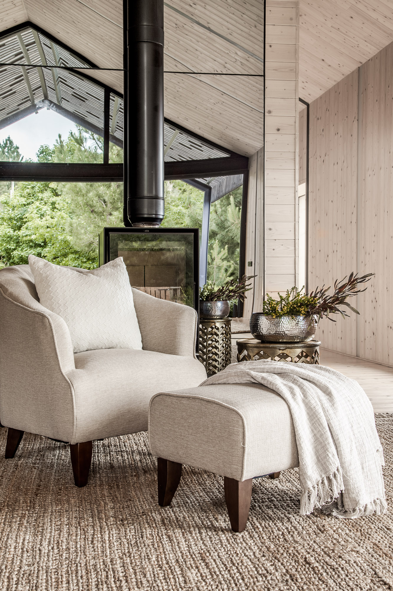 The single chair