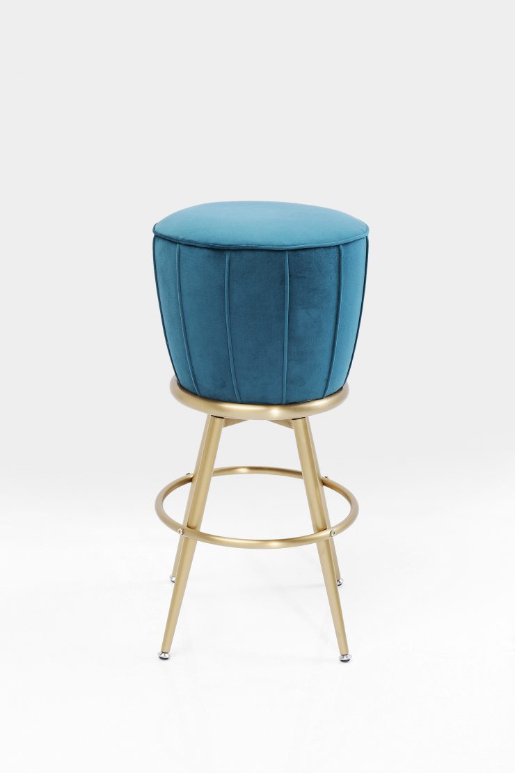 The ultimate guide to designing a stylish bar