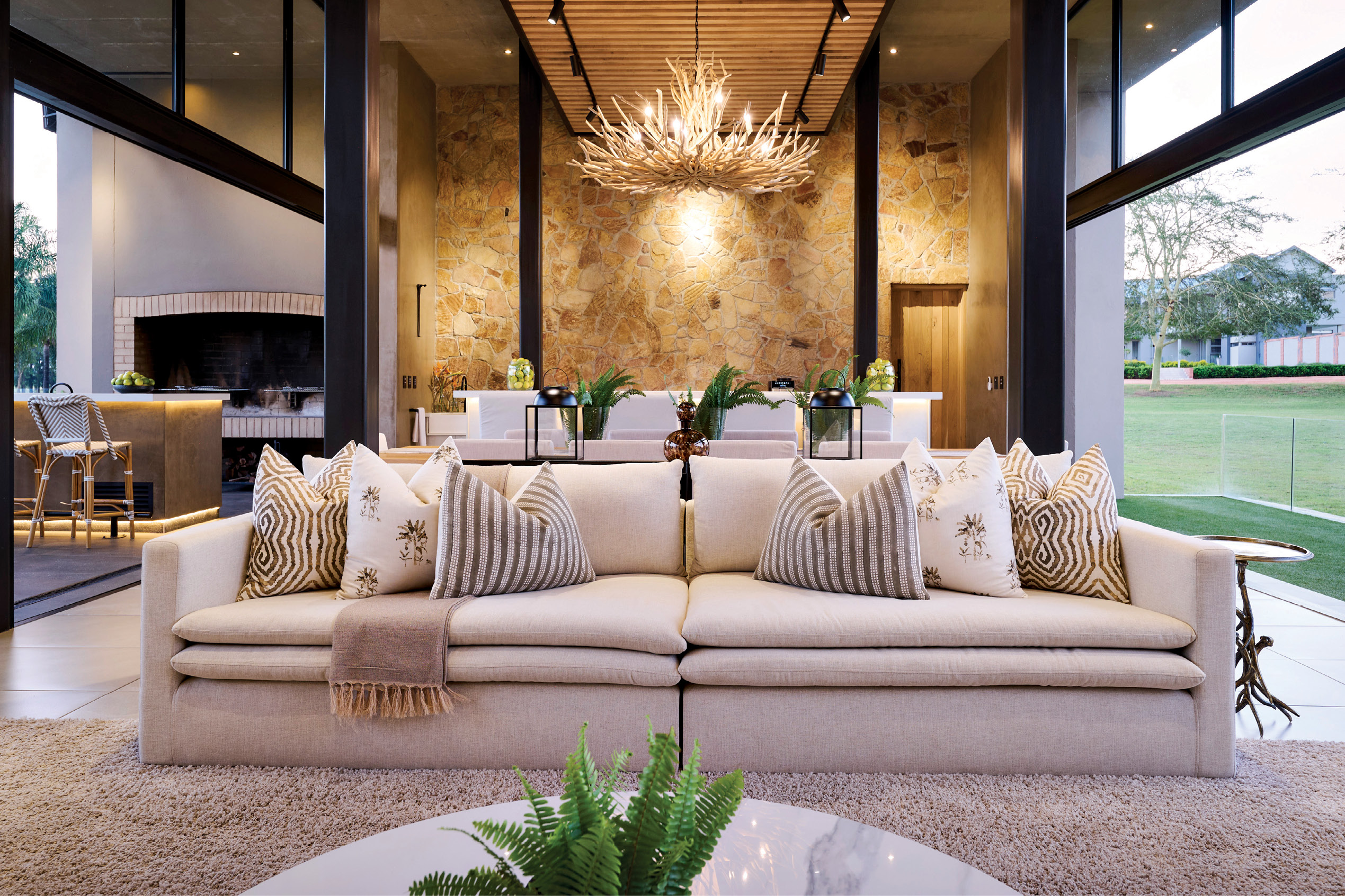 Captivating clubhouse